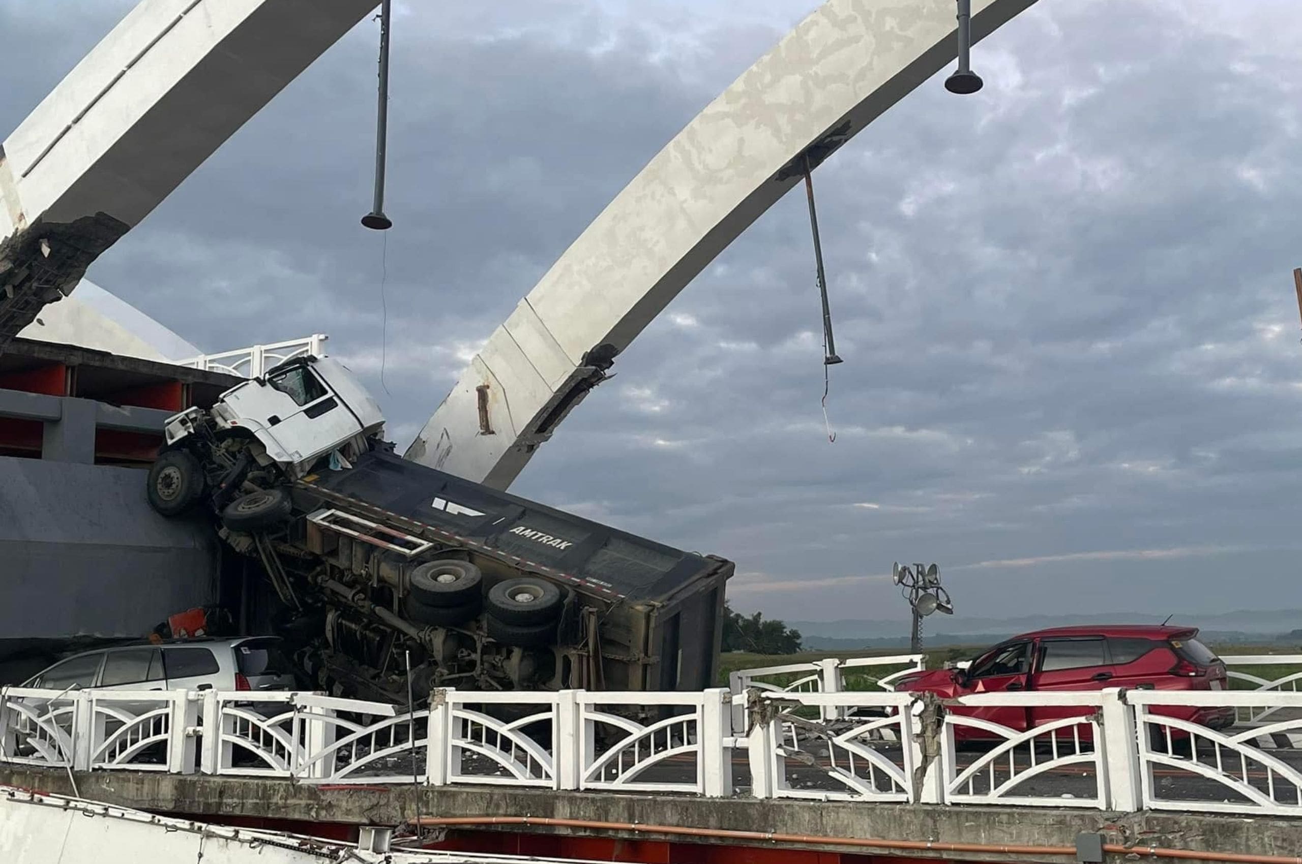 Probe on Bridge Collapse in Isabela Urged by Electorates