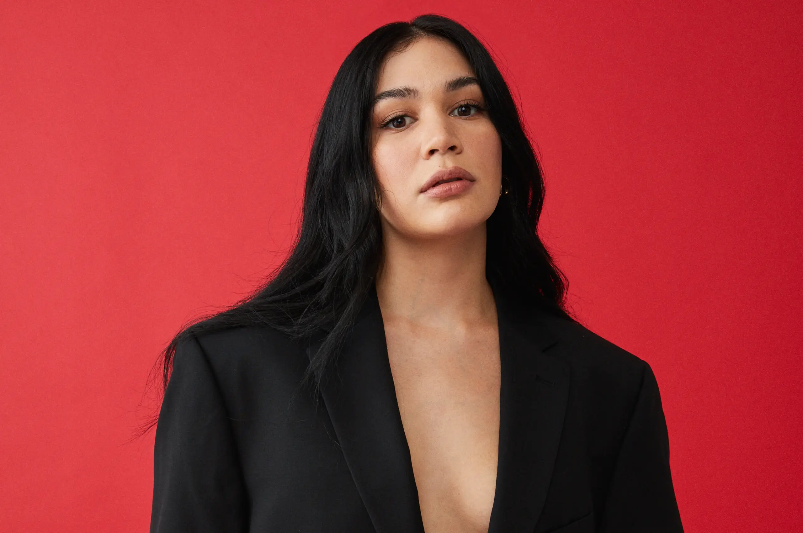 Jess Connelly on Living Offline and Finding Peace in Music